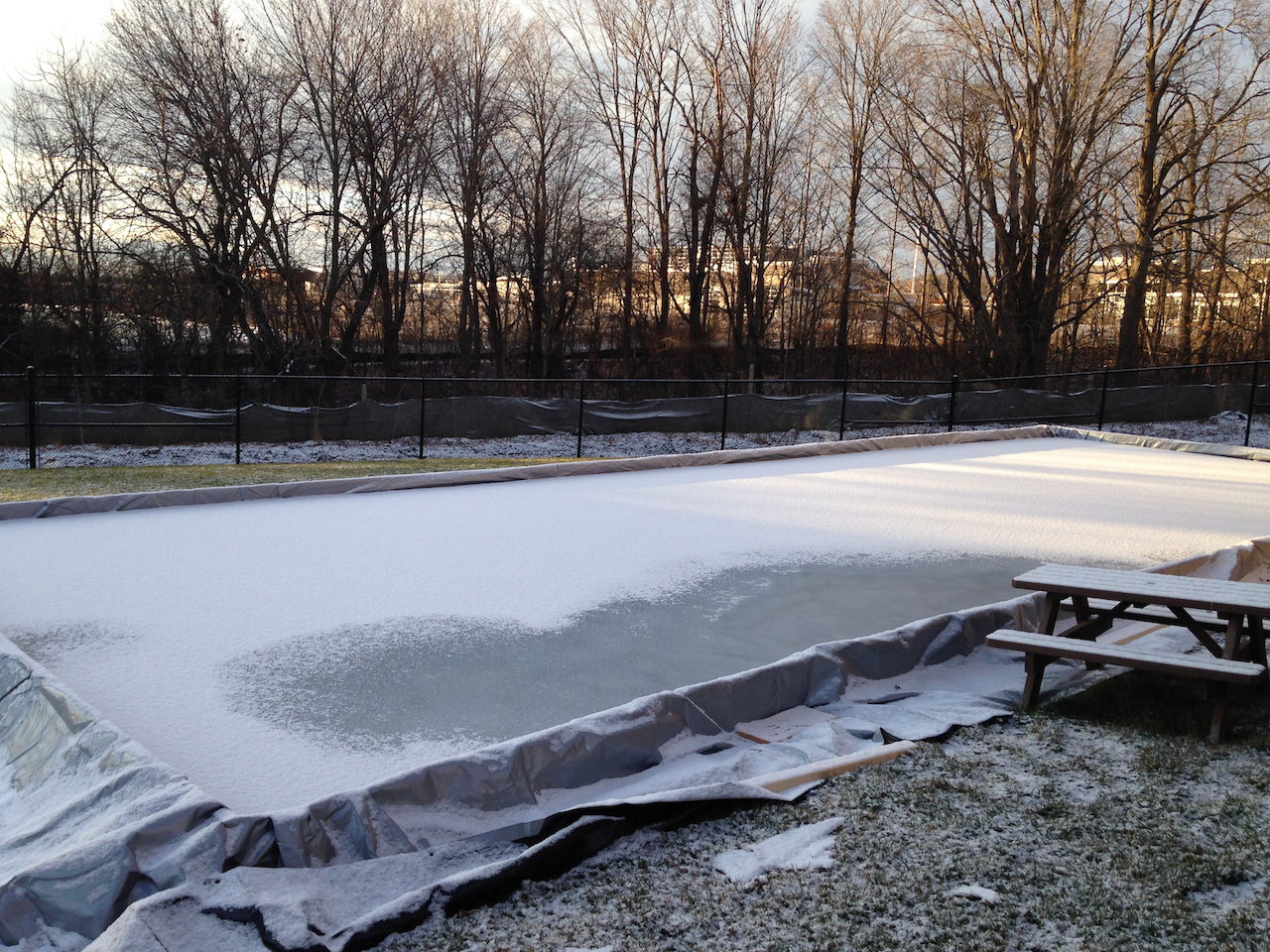 Easy Outdoor Ice Rink DIY Solutions for the Backyard | Low cost DIY